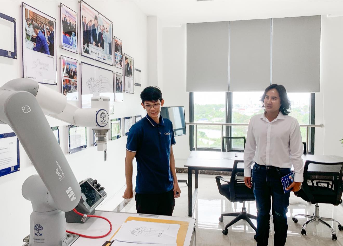 VP.Start and CamTech University Explore Future Collaboration for Innovation