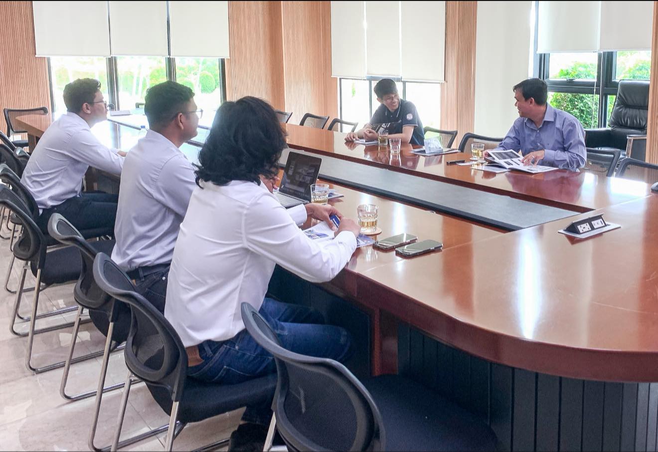 VP.Start and CamTech University Explore Future Collaboration for Innovation